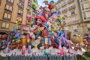 Holidays in Spanish Speaking Countries - Llamitas Spanish.com